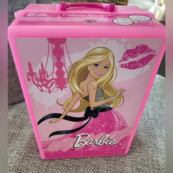 Barbie | Toys | Barbie Pink Doll Wardrobe Trunk Carrying Case Tara Toy ...